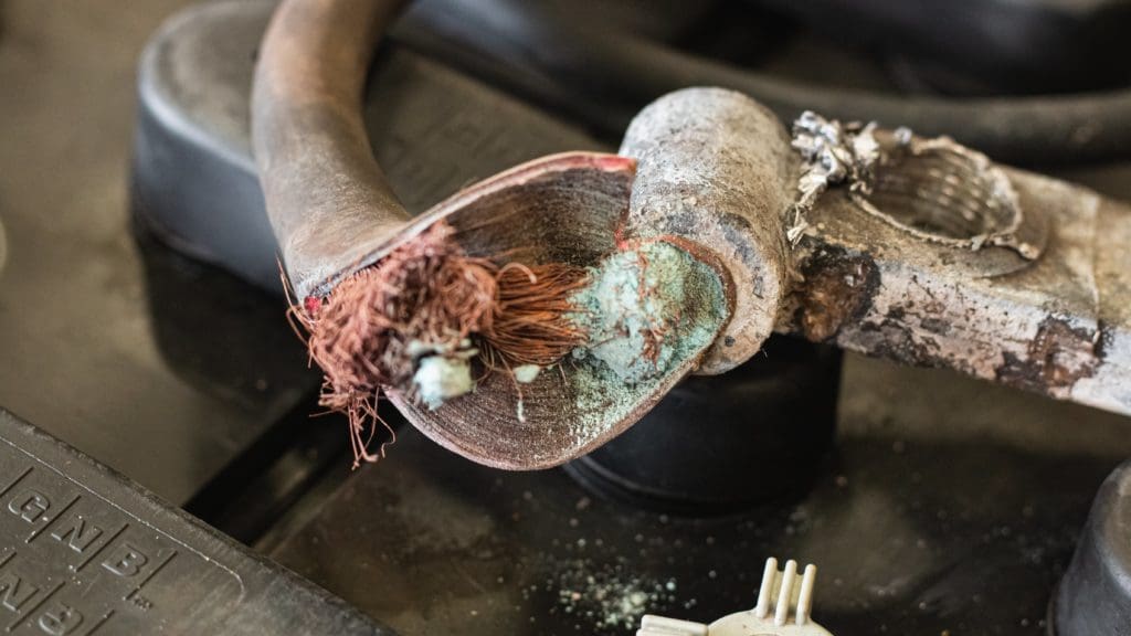 How to Tell If a Deep Cycle Battery Is Bad - Foxtron Power Solutions