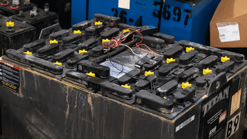 How to Tell If a Deep Cycle Battery Is Bad - Foxtron Power Solutions